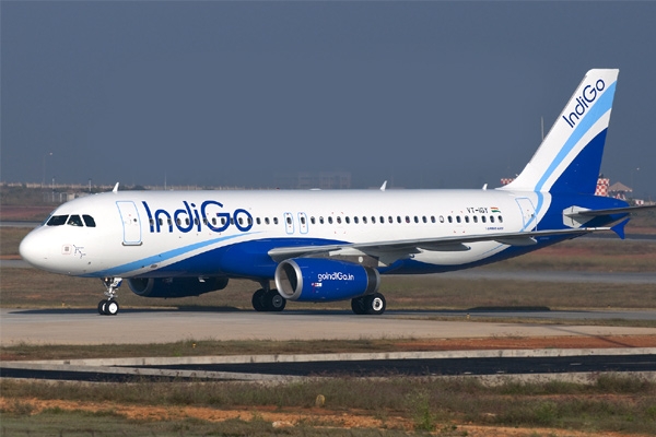 IndiGo, SpiceJet announce super summer sale, slash fares | Top Stories